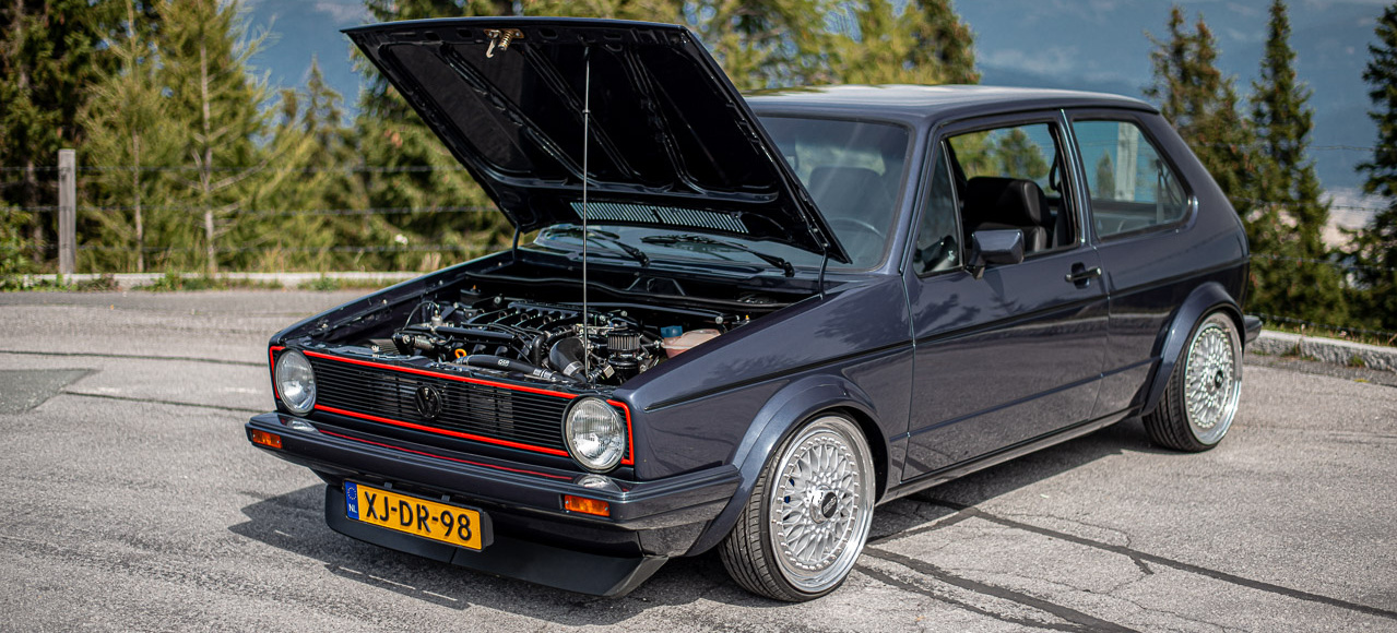 Doppel-Wumms: VW Golf 1 mit 16V und G60 steht auf klassischen BBS ...