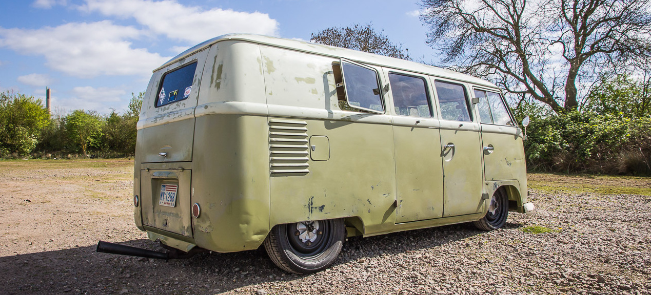 Der Puristen-Albtraum: VW T1 schonungslos flachgelegt und abgebeizt ...