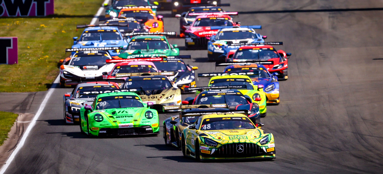 DTM Auftakt 2025 in Oschersleben:: Landgraf-Comeback-Sieg, Manthey ...