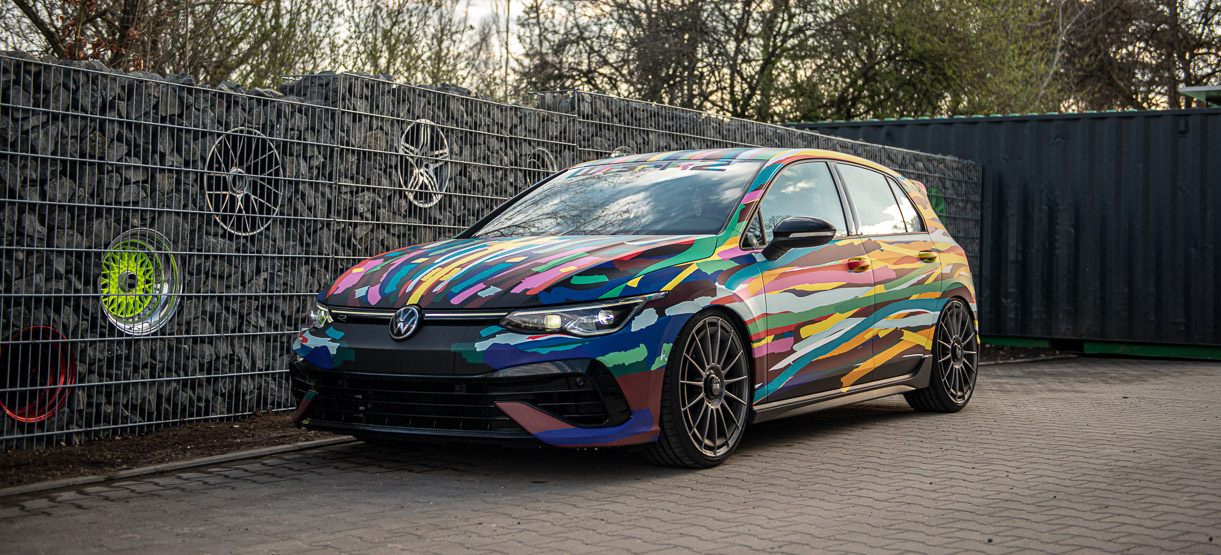 Aus dem Werk 2 Automotive auf den Ring: VW Golf 8 R in erster Tuning ...