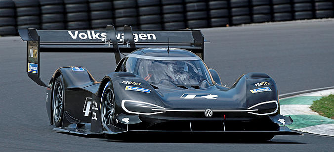 Von 0 auf 100 km/h in 2,25 Sek. - Weltpremiere des ersten VW Elektro ...