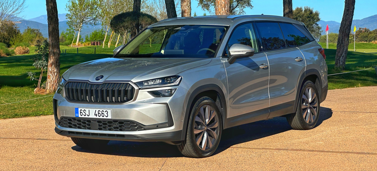 Neuer 2024er Skoda Kodiaq im Video-Fahrbericht: Erste Fahrt im Skoda ...