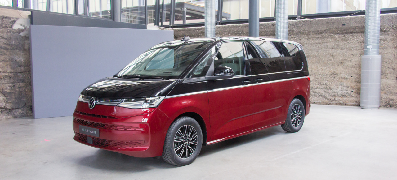 Video und Sitzprobe - Alles neu am Bulli!: NEUER VW T7 Multivan 2022 ...