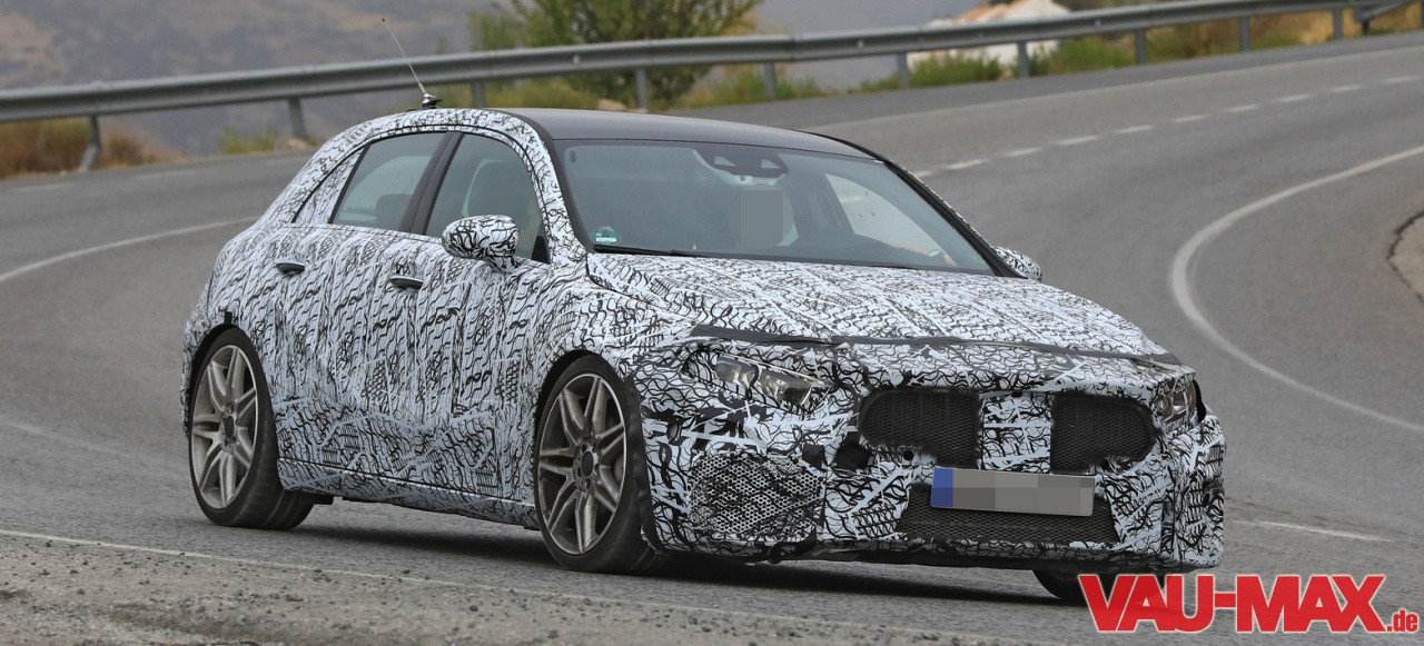 Mercedes Erlkönig erwischt: 2018er AMG A-Klasse: Hier fährt der neue ...