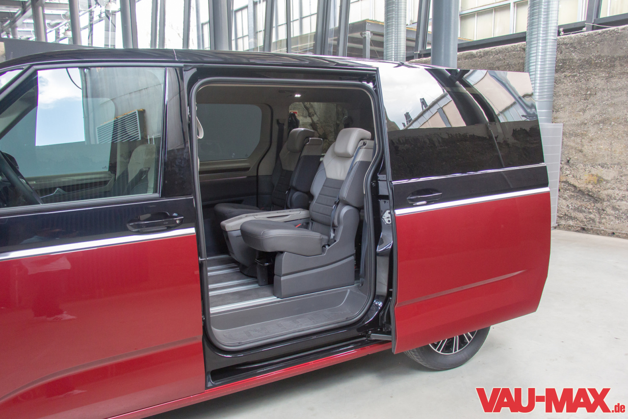 Video und Sitzprobe - Alles neu am Bulli!: NEUER VW T7 Multivan 2022 ...