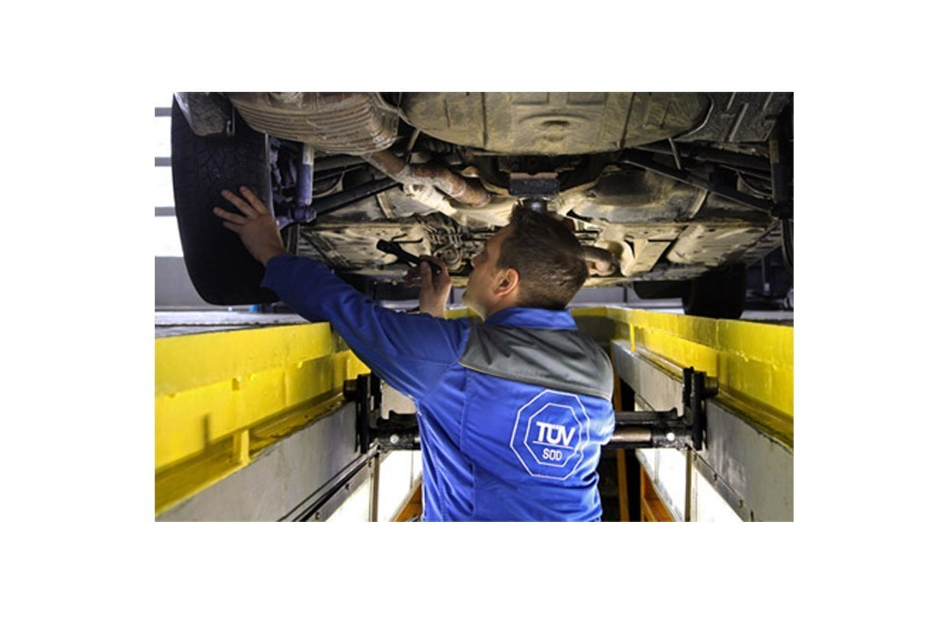 Auto selbst reparieren: Entweder richtig oder ab in die Werkstatt ...