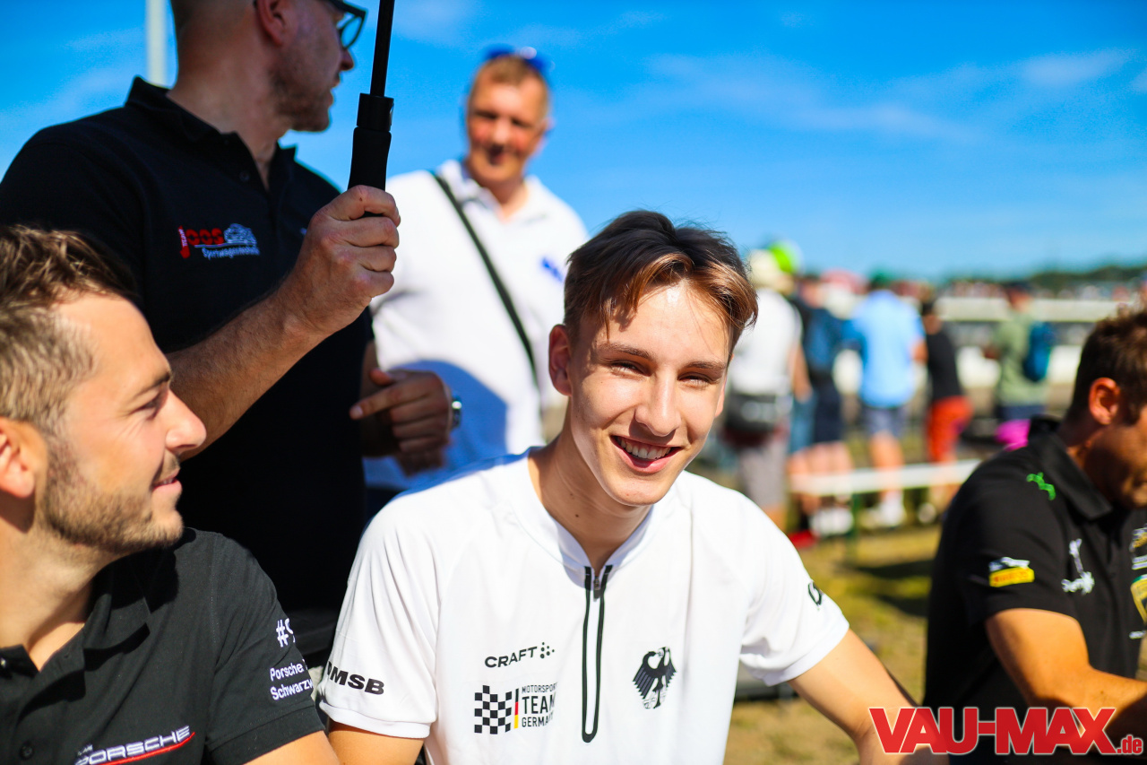 Rennfahrer-Talent Finn Gehrsitz im ADAC GT Masters: Top-Leistung auf ...