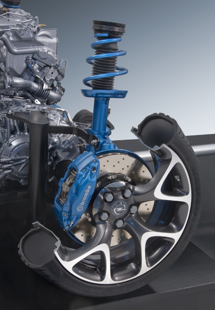 Opel bietet Fahrwerks und Bremsentuning ab Werk für den Insignia ...