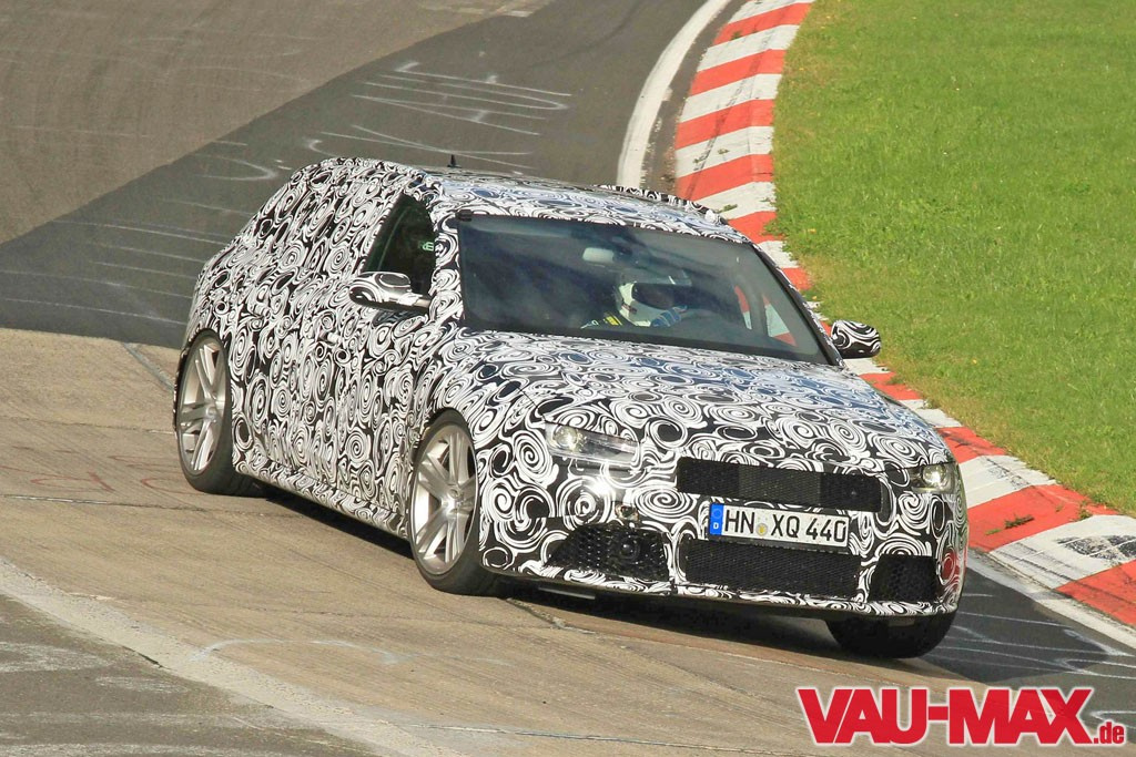 Erste Bilder vom 2012er Audi RS4 Avant: Erwischt: Endlich hat unser ...