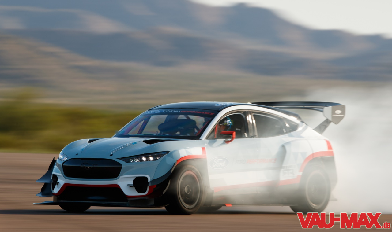Ken Blocks neuer Dienstwagen?: Mächtig unter Strom! Ford Mustang Mach-E ...