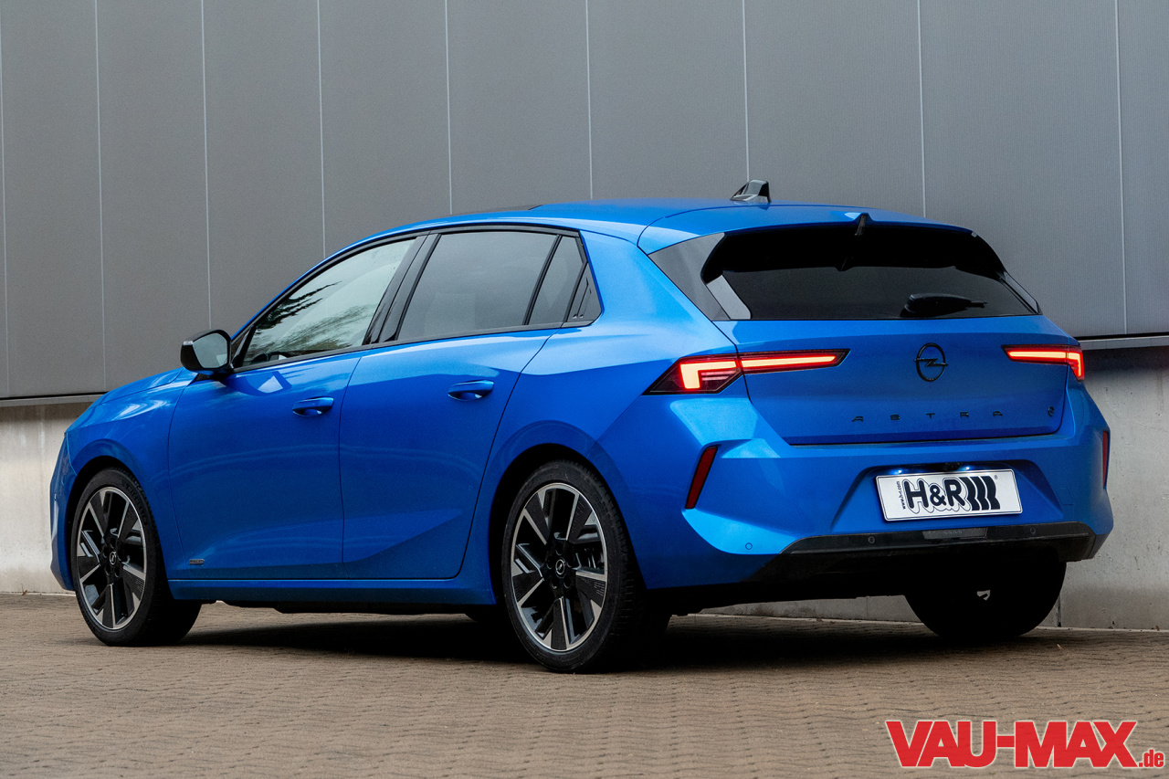 Zwei Modelle, ein Upgrade: H&R Sportfedern für den Opel Astra Electric ...