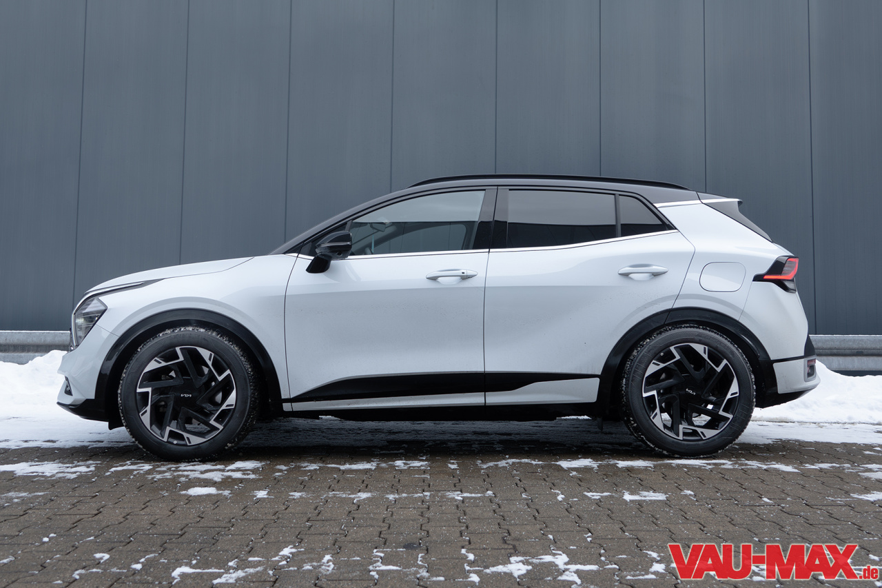 Korea Midsize Beau: Kia Sportage mit H&R Tieferlegungsfedern (Typ NQ5e ...