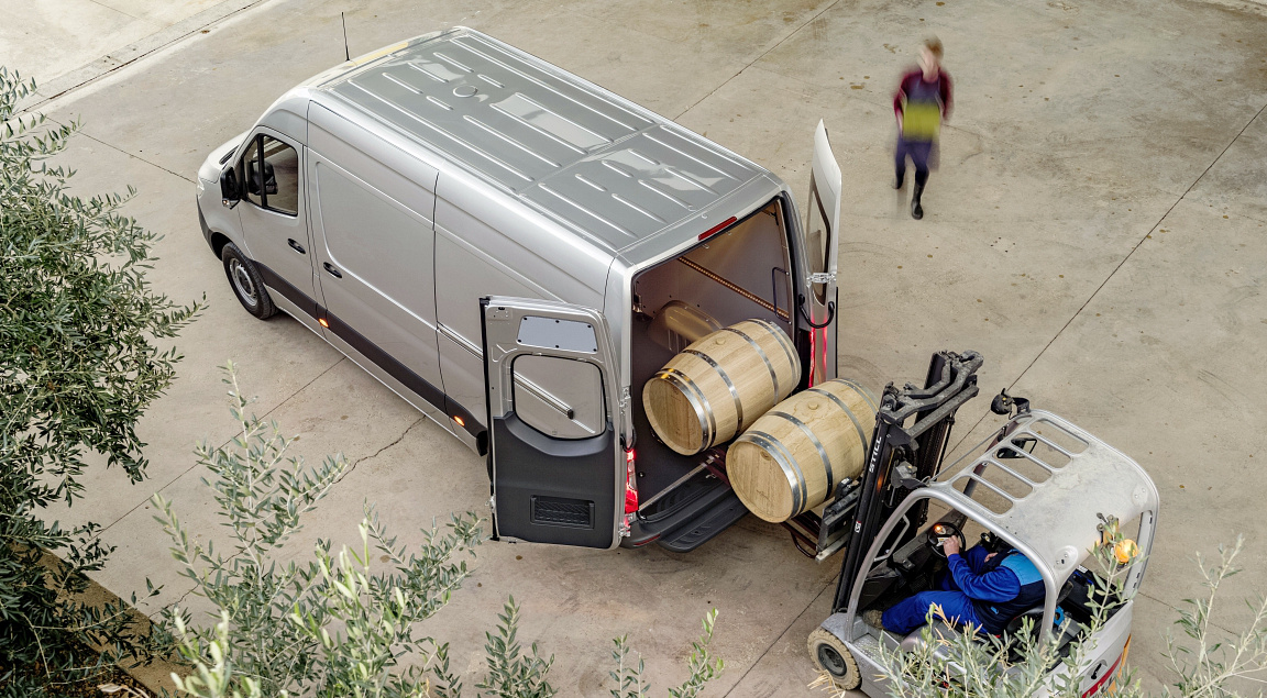 Premiere: Mercedes-Benz Sprinter 2018: Das ist der neue Sprinter - News ...