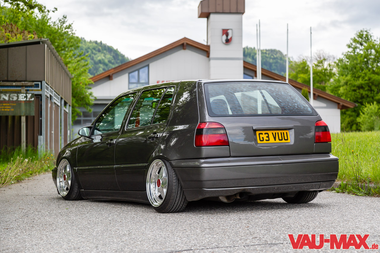 Konzeptfahrzeug: VW Golf 3 GTI „Ex-Colour-Concept“ mit Tiefgang, Turbo ...