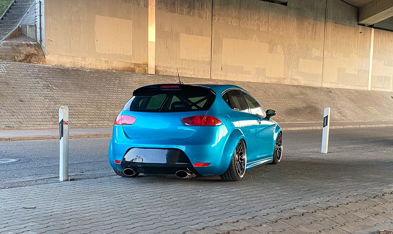 Mit den Aufgaben gewachsen: Seat Leon Cupra mit TA Technix Airride legt ...
