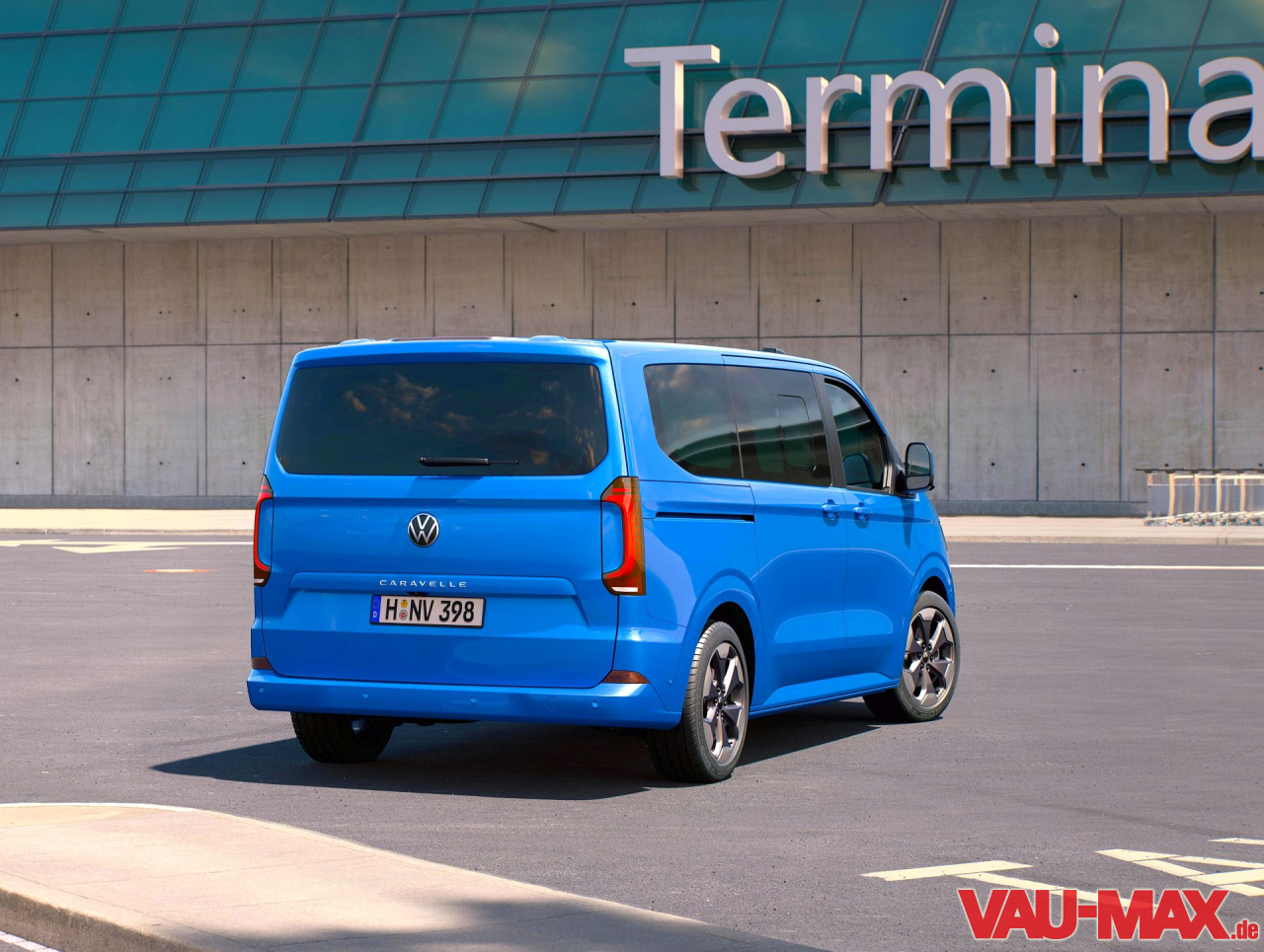 Erste Bilder und Infos zum neuen Bulli als Caravelle, Kastenwagen und ...