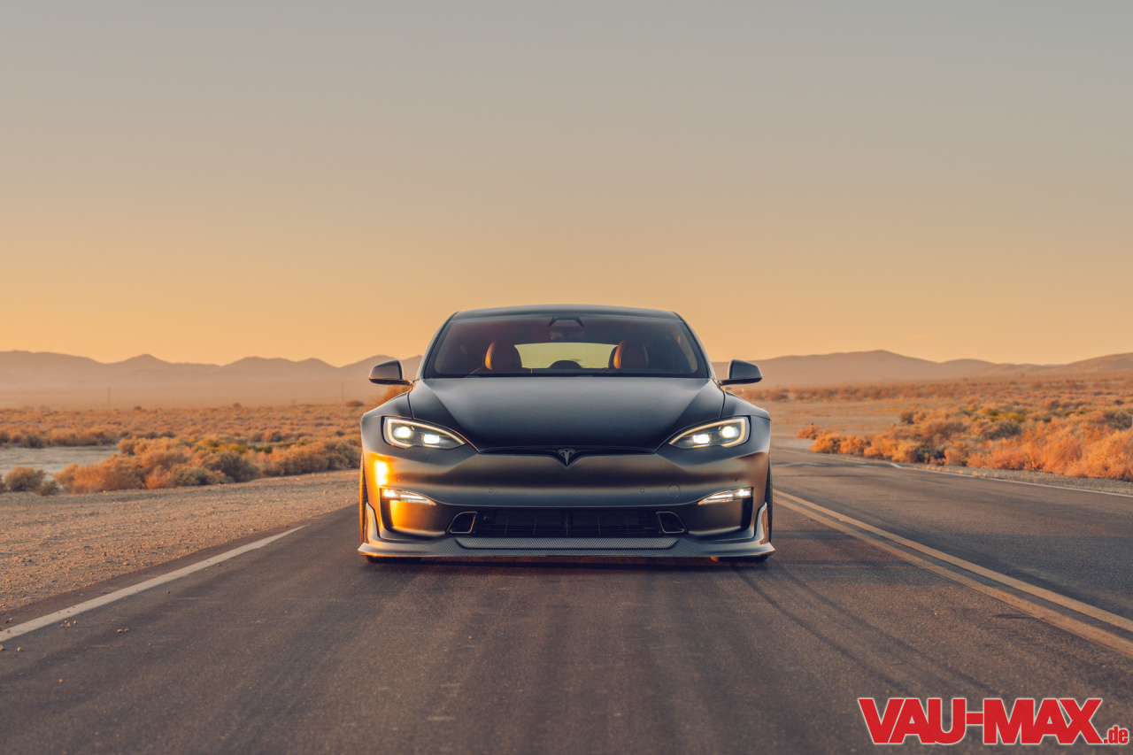 Carbon-Breitbau am Model S: Unplugged Performance enthüllt Tesla Model ...