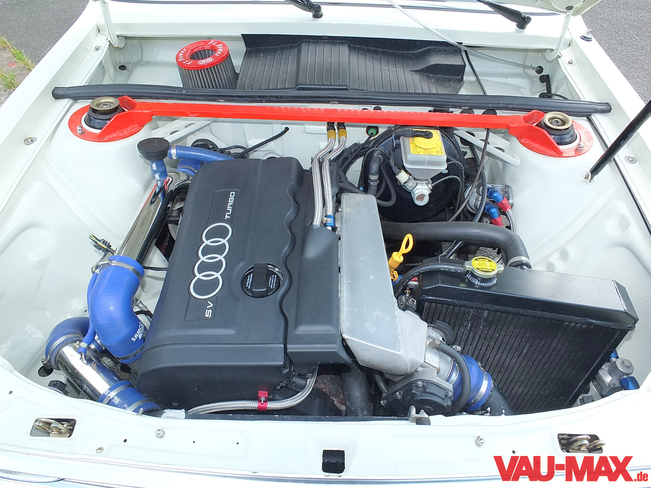 Retro mit Nachdruck: 1975er Audi 80 – Ein Klassiker mit Turbo-Herz ...