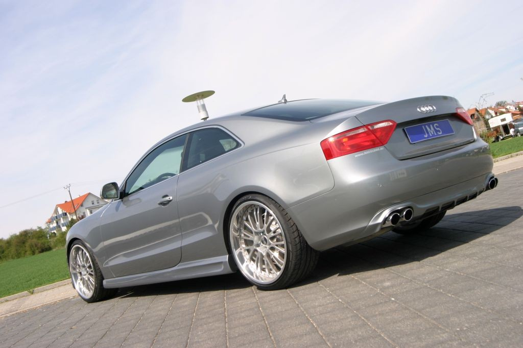 Audi Tuning: A5 im Racelook - News - VAU-MAX - Das kostenlose ...