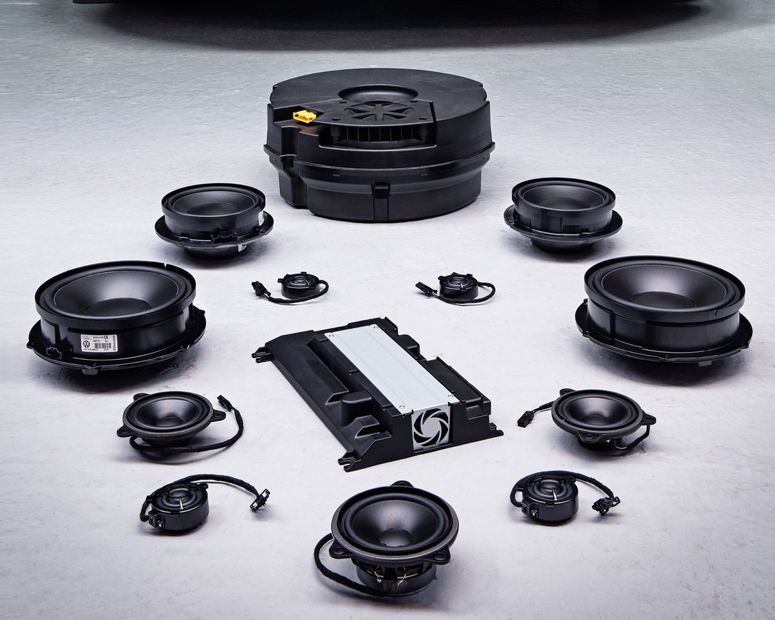 15 Jahre Dynaudio-Soundsystem bei Volkswagen : Seit 2002 sorgt Dynaudio ...